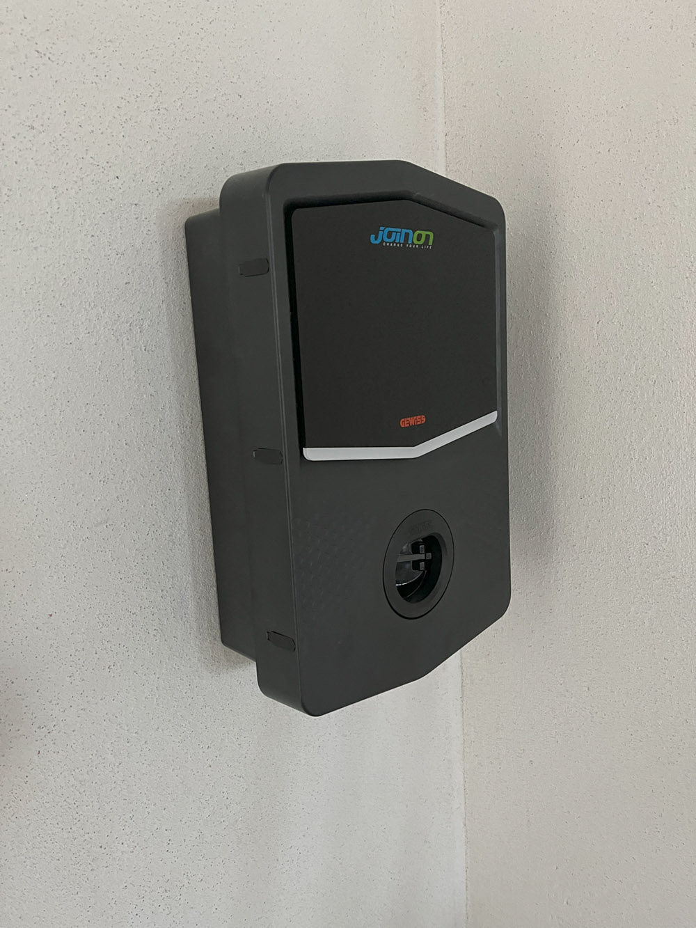 Bornes de charge - Entreprise Artigaud : plomberie, chauffage, panneaux ...